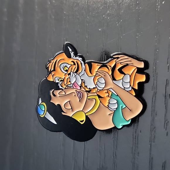 Disney | Accessories | Disneys Aladdin Princess Jasmine And Rajah ...